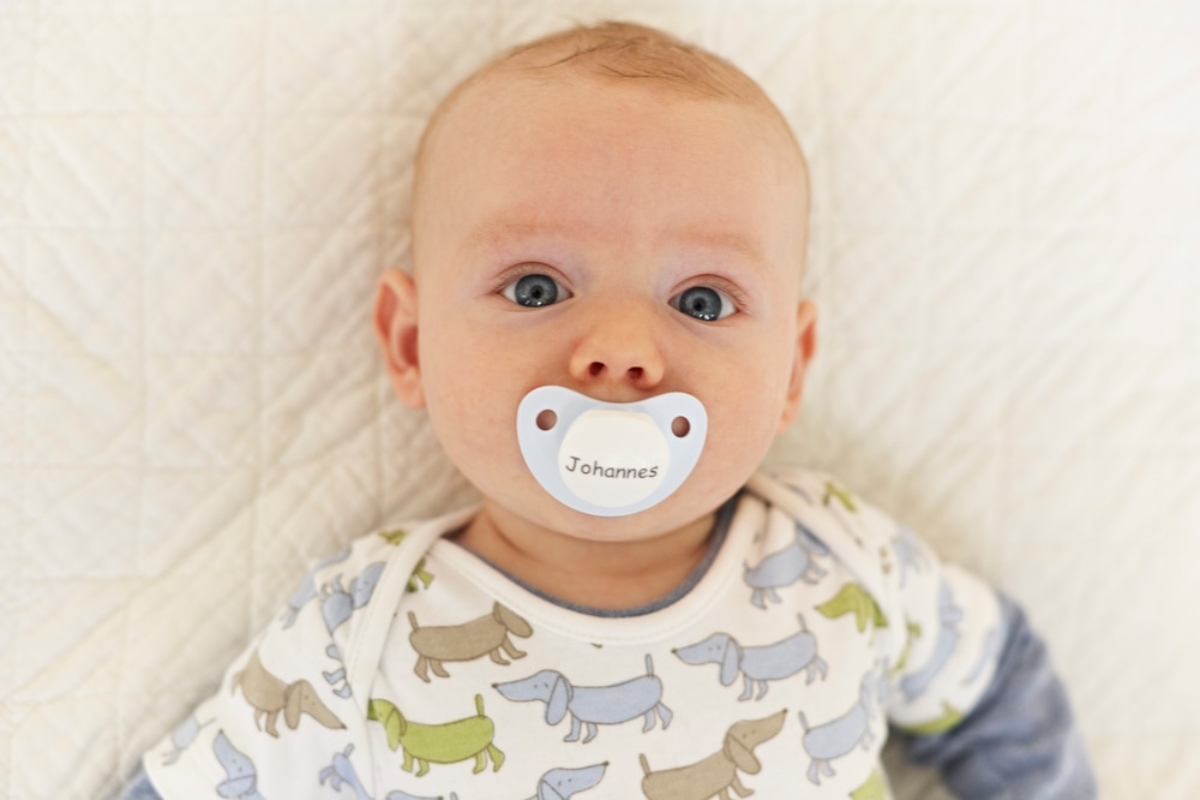 Pacifiers & Thumbs: Impact on Kids' Oral Health